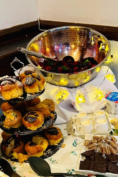 Buffet Gallery - Baby Reveal